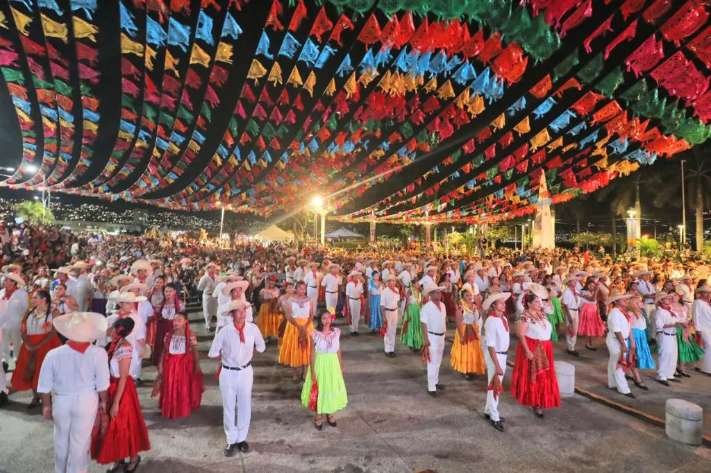 Presentan cartelera del Jolgorio Acapulqueño 2025 - anews