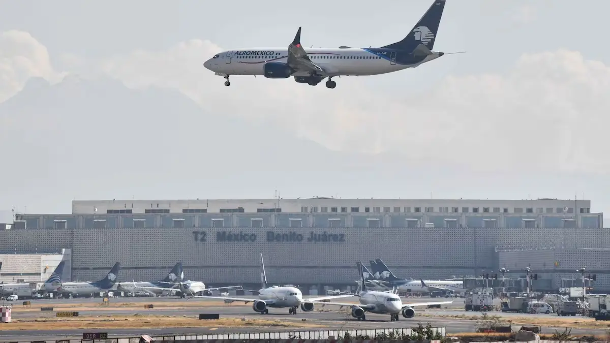 ¡KHE MIEDO! Avión Delta Airlines aterriza de emergencia en el AICM - anews